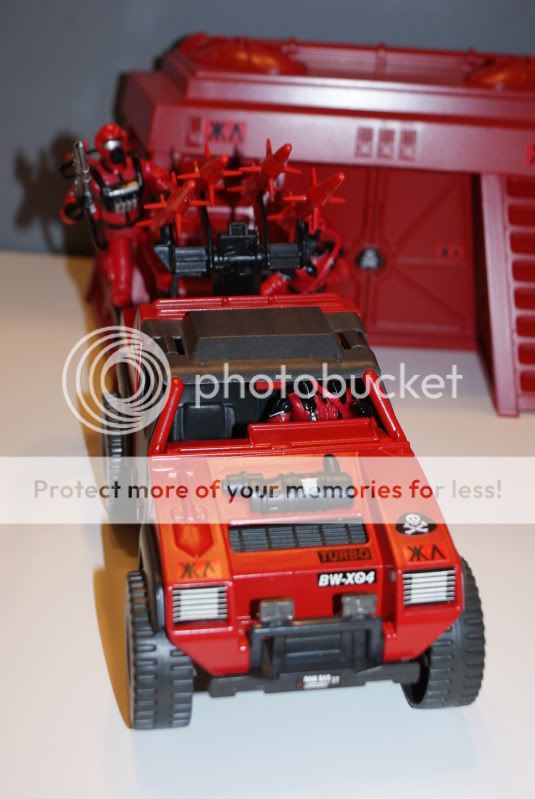 Red Shadows Stinger Jeep - HissTank.com