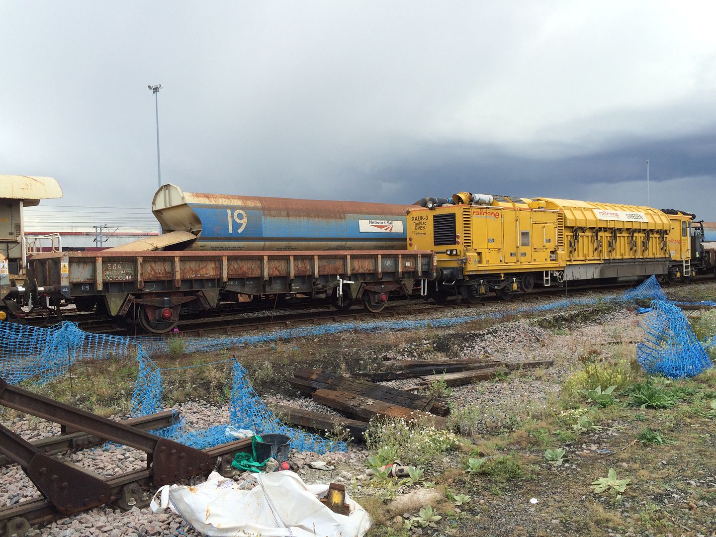 Railvac - UK Prototype Questions - RMweb