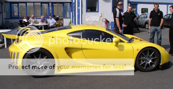 Looking for correct wheels | SlotForum