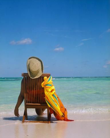 It's A Great Weekend For The Beach (20 Images) - Pirate's Cove » Pirate ...