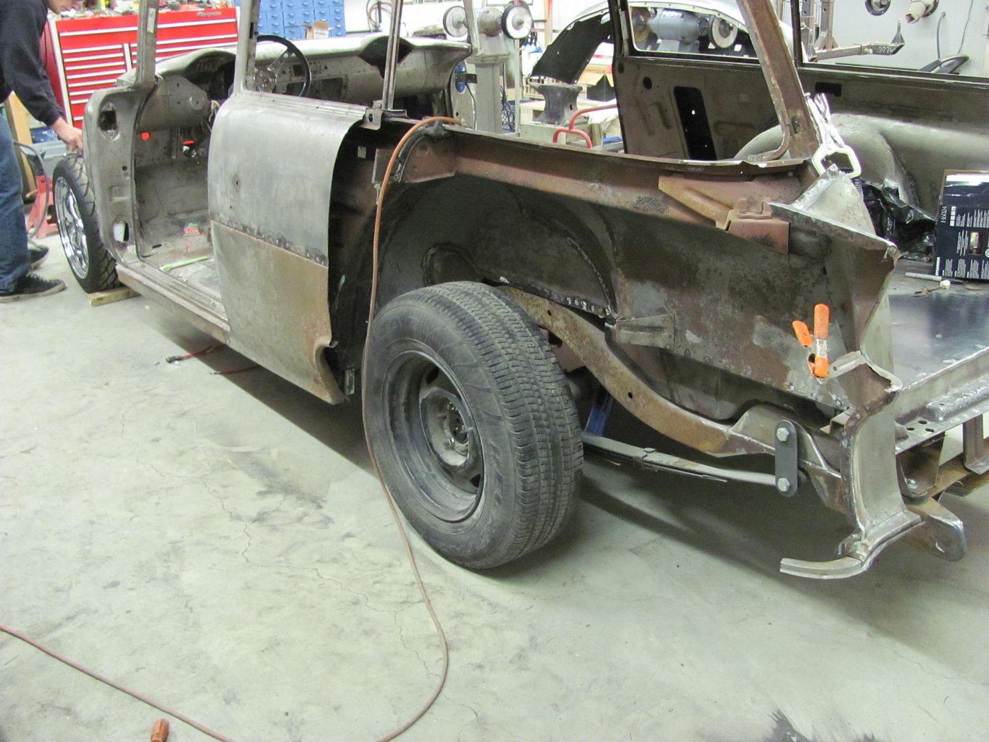 Leaf spring pockets on a wagon - Chevrolet Message Forum - Restoration ...